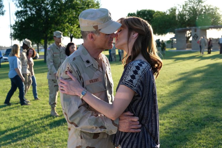 Sarah Wayne Callies: Nat Geo's 'The Long Road Home' Is 'a War Story ...