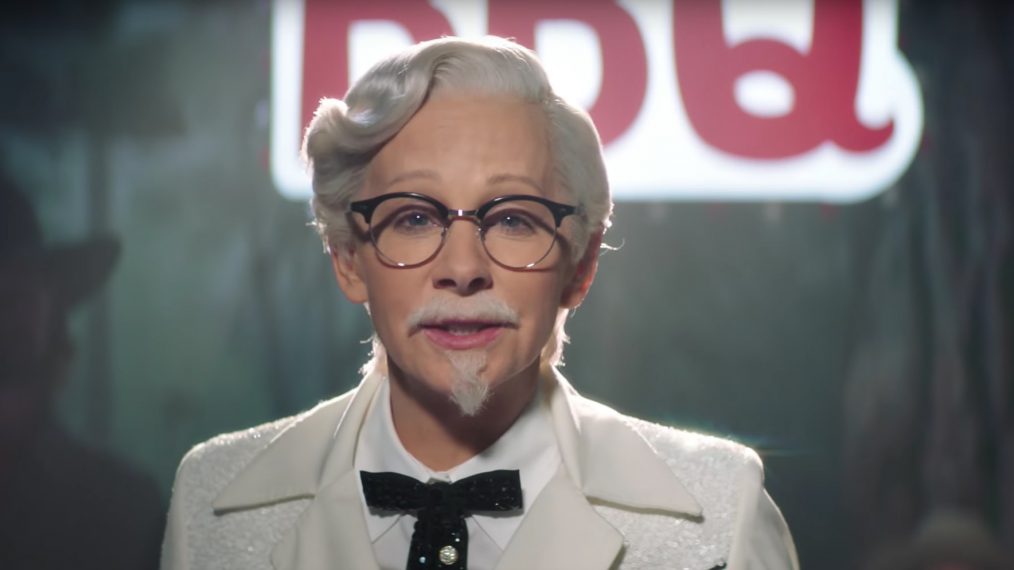 WATCH: Reba McEntire as KFC's First Female Colonel Sanders WATCH: Reba McEntire as KFC's First Female Colonel Sanders