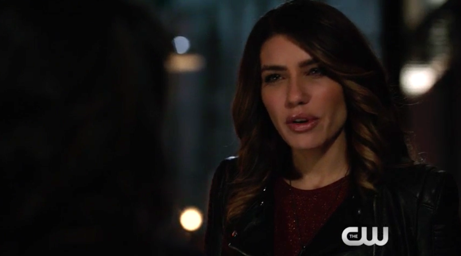 'Arrow' Sneak Peek: Is Dinah in a Dirty Cop's Crosshairs? (VIDEO)