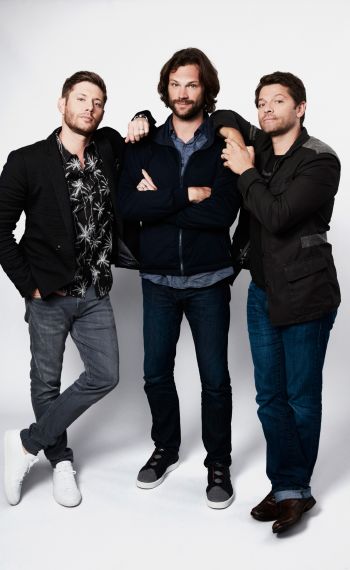 Comic-Con Candids with Your Favorite Actors (PHOTOS)