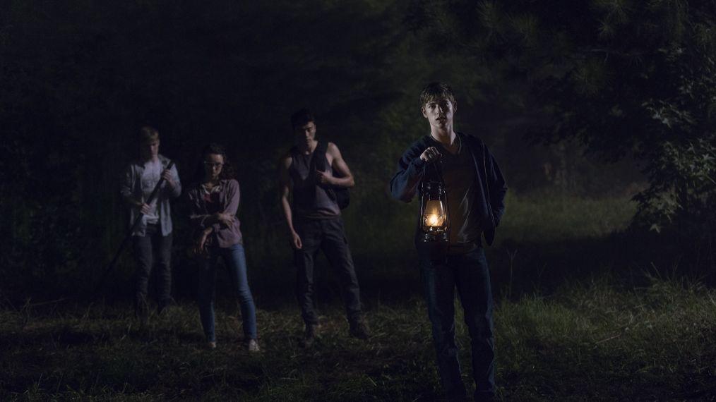 'The Walking Dead' Midseason Finale: Sneak Peek at What's Next for ...