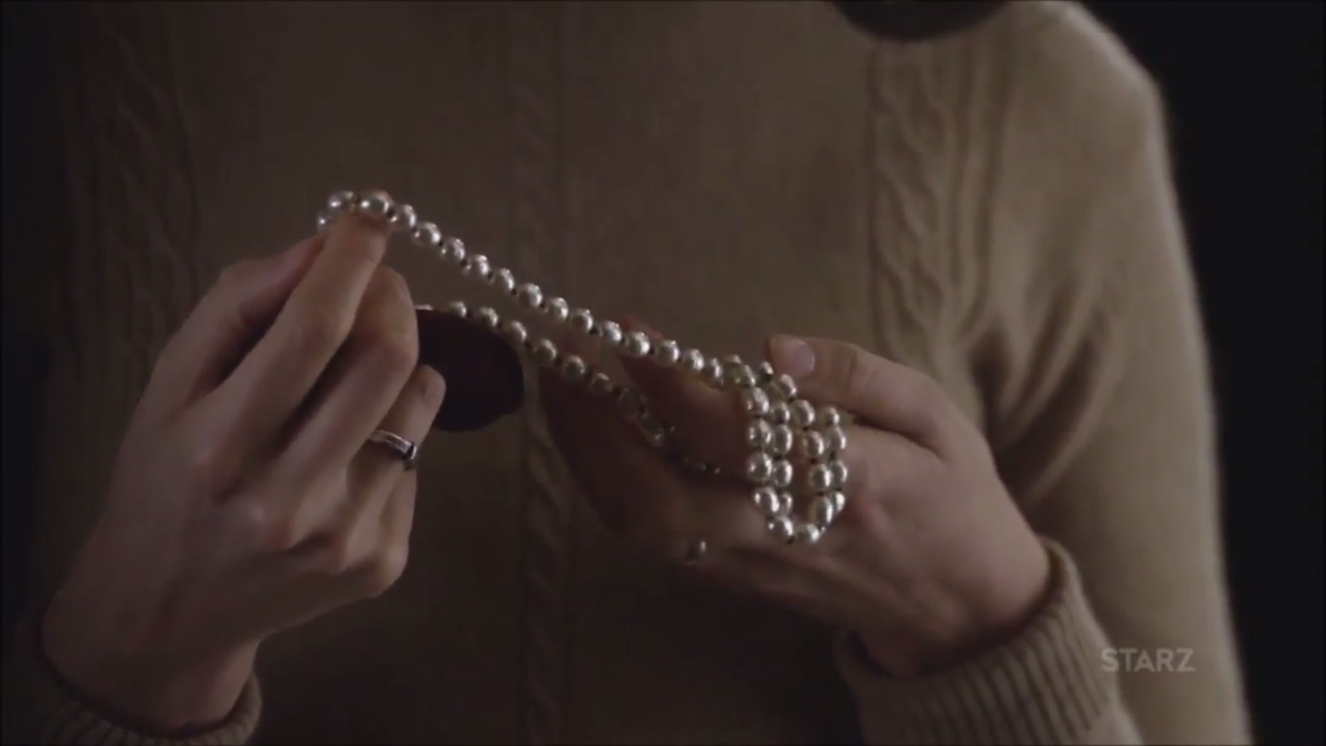 Where Were the Fraser Family Pearls in This Week's 'Outlander?'