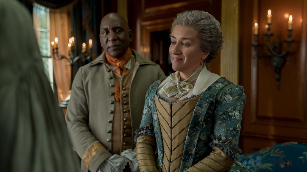 'Outlander' Finale Sneak Peek: Jamie, Claire & Ian Arrive at Mohawk ...