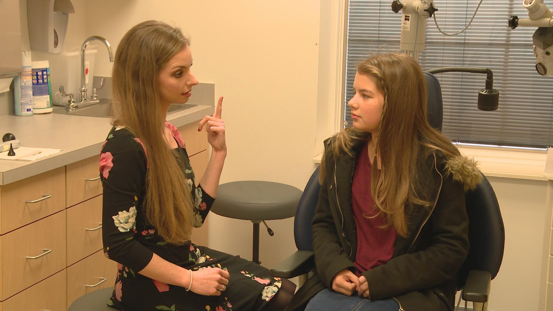 'Bringing Up Bates' Star Carlin Bates Opens Up About Her Inspiring ...