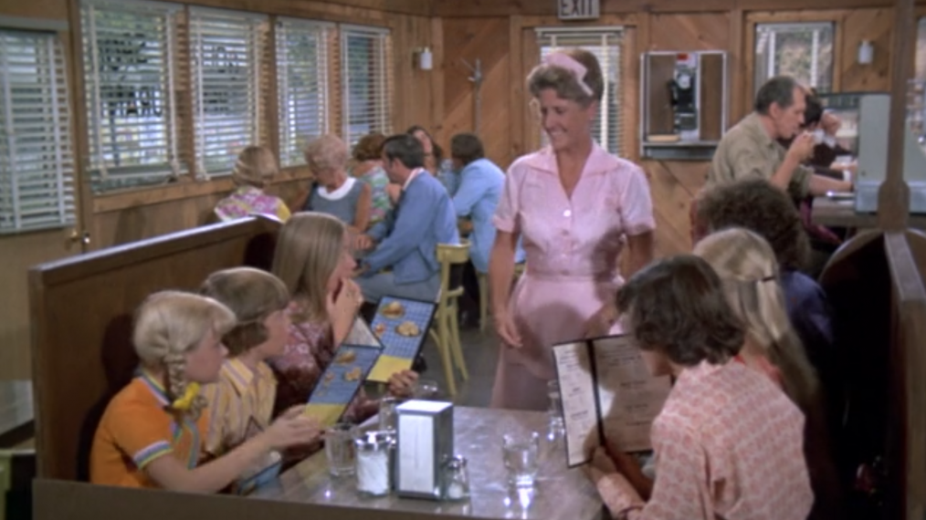 10 Must-Watch 'Brady Bunch' Episodes, 50 Years Later (PHOTOS)
