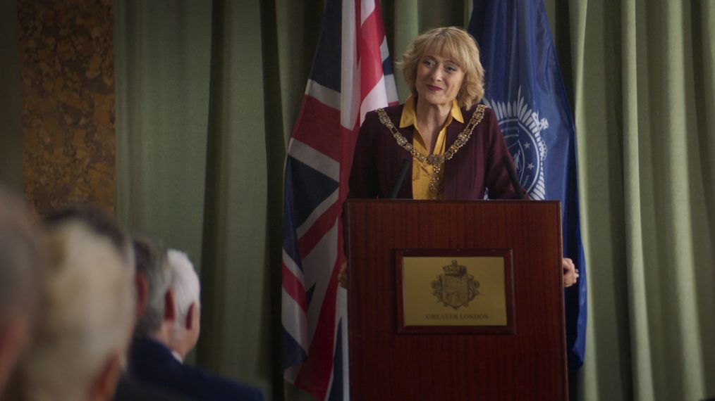 'Bulletproof': Sneak Peek at The CW's Action-Packed Brit Crime Drama ...