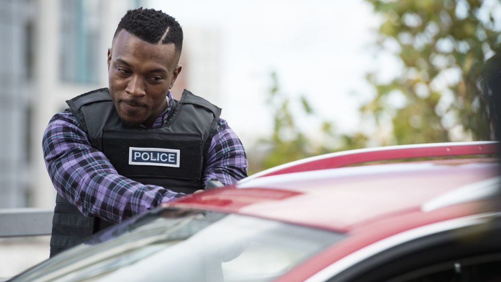 'Bulletproof': Sneak Peek at The CW's Action-Packed Brit Crime Drama ...