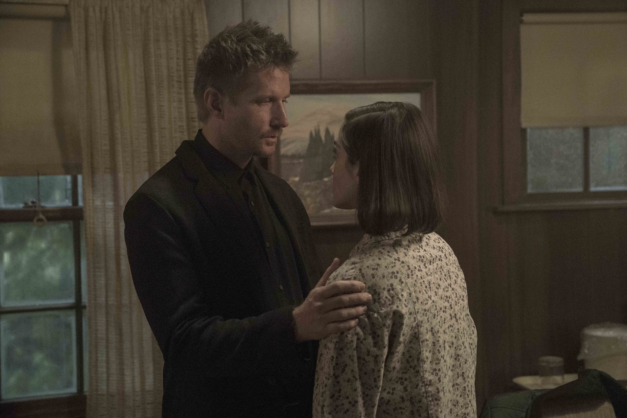 'Castle Rock's Paul Sparks on Ace's Motives, That Shocking Return ...