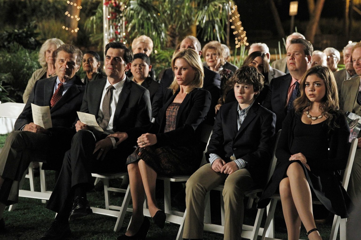 4 Times 'Modern Family' Tackled the Topic of Death & Loss