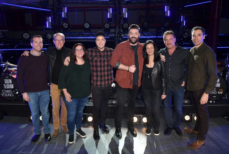 'CMT Crossroads' EP Margaret Comeaux Shares Memories From 70 Episodes