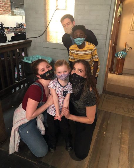 'Shameless': Go Behind the Scenes of the Final Season With the Cast ...