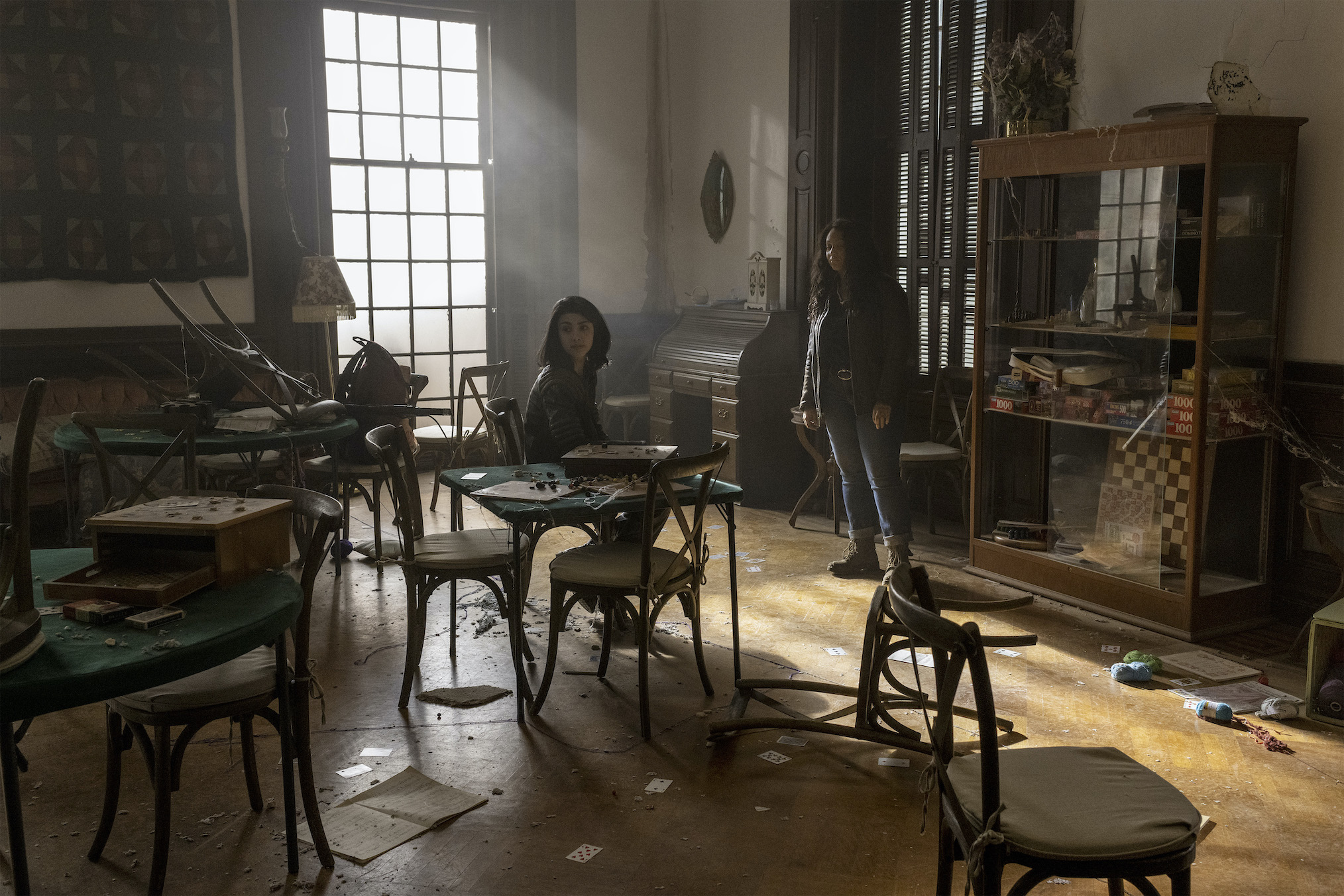 'The Walking Dead: World Beyond' Finale: Helicopter Parents (RECAP)