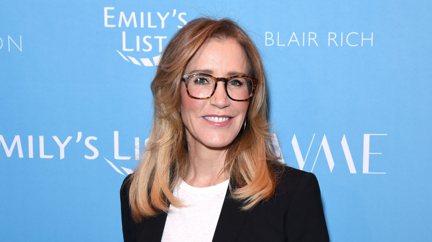 Felicity Huffman Returns to Acting in ABC Baseball Comedy Pilot