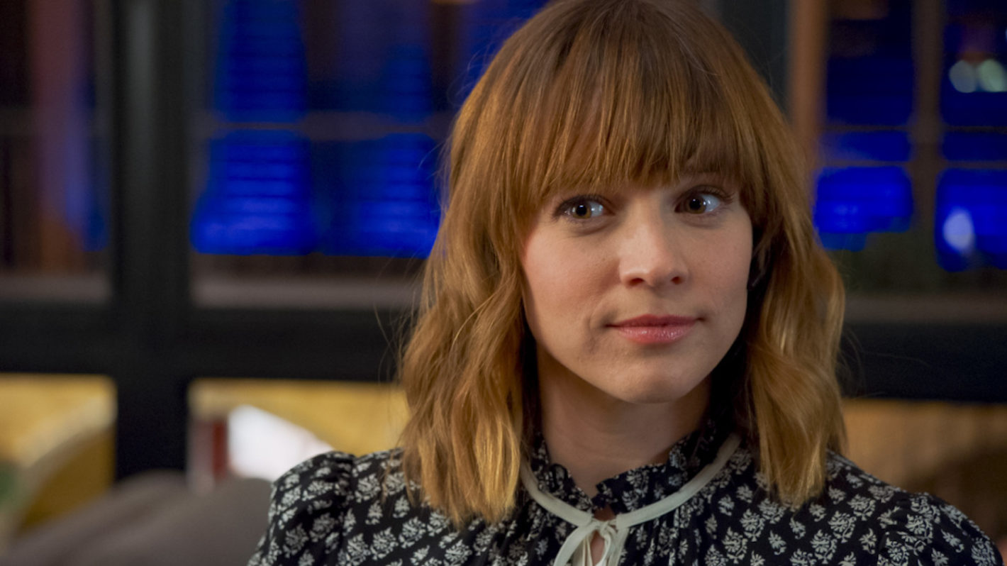 'NCIS: LA's Renée Felice Smith Opens up About Nell's Decision & Looks ...