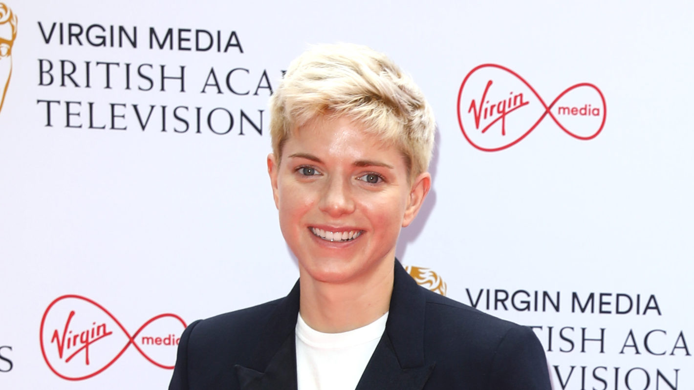 ‘Feel Good’ Star Mae Martin Partners With Objective Fiction in First ...