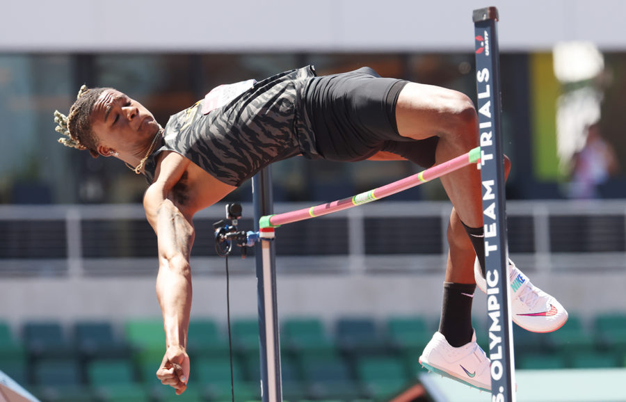 Robert Edelstein's Articles