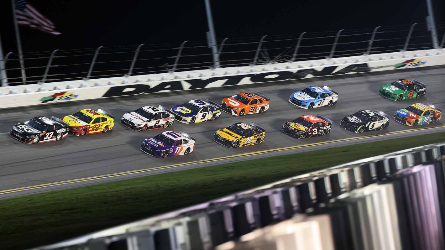 2022 NASCAR Racing TV Schedules on Fox Sports & NBC Sports