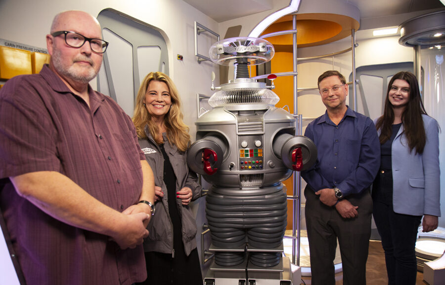 Collector's Call - MeTV Reality Series