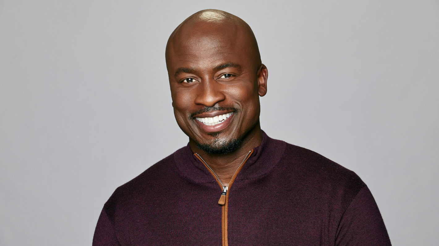 Akbar Gbajabiamila on Doing Double Duty on 'The Bold and the Beautiful ...