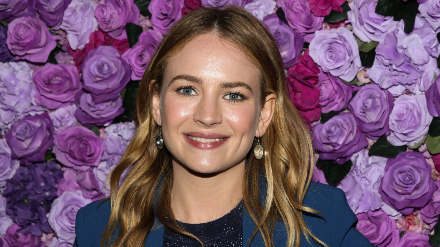'The Rookie: Feds' Casts Britt Robertson as Brilliant, Awkward FBI Analyst