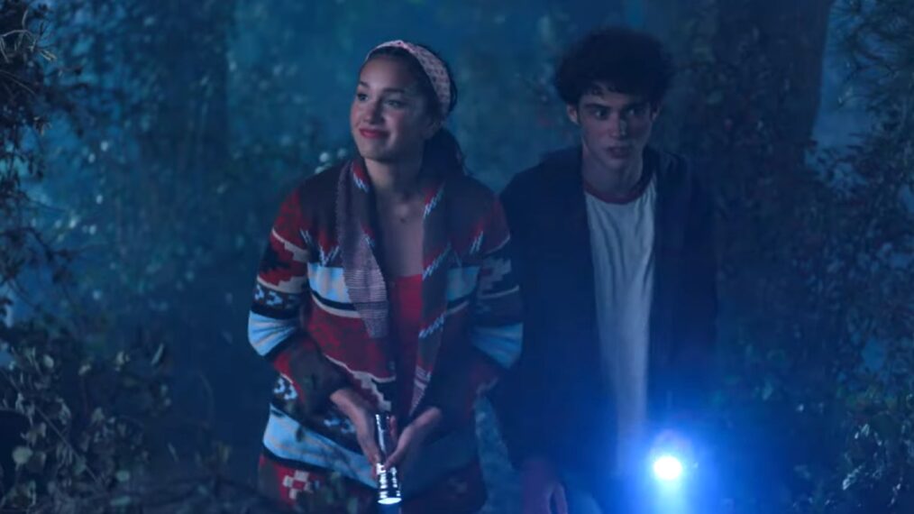 'HSMTMTS' Sneak Peek: Gina & Ricky Take a Detour Through the Woods (VIDEO)