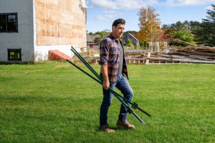 NKOTB's Jonathan Knight Previews Season 2 of HGTV's 'Farmhouse Fixer'