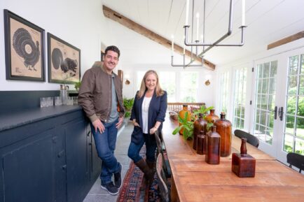 NKOTB's Jonathan Knight Previews Season 2 of HGTV's 'Farmhouse Fixer'