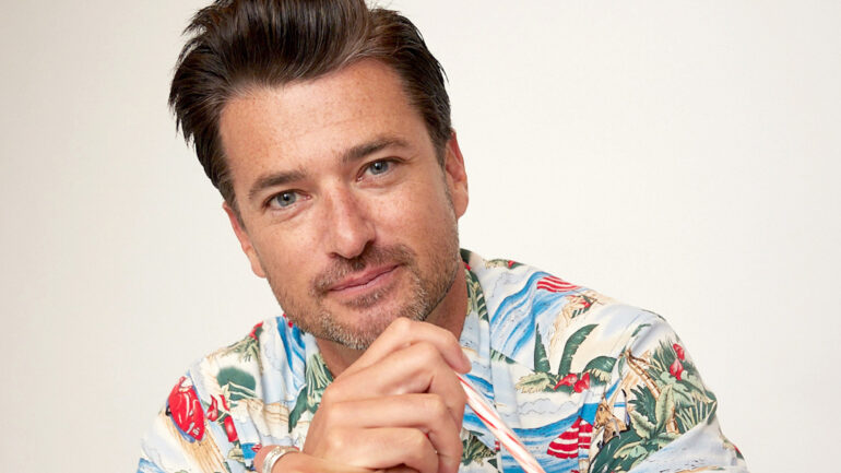 Ready, Set, Glow! - Hallmark+ Reality Series