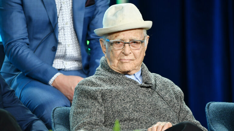 'Norman Lear: 100 Years of Music and Laughter': Jennifer Aniston, Amy ...