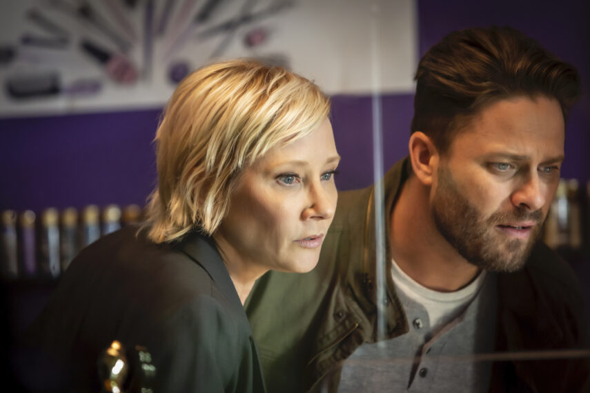 'Girl in Room 13': Elisabeth Röhm on Directing Anne Heche's Last Movie ...