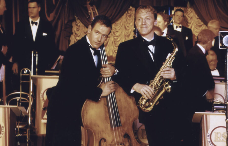 Robson Green - Actor, Fisherman, Host, Personality, Singer, Songwriter