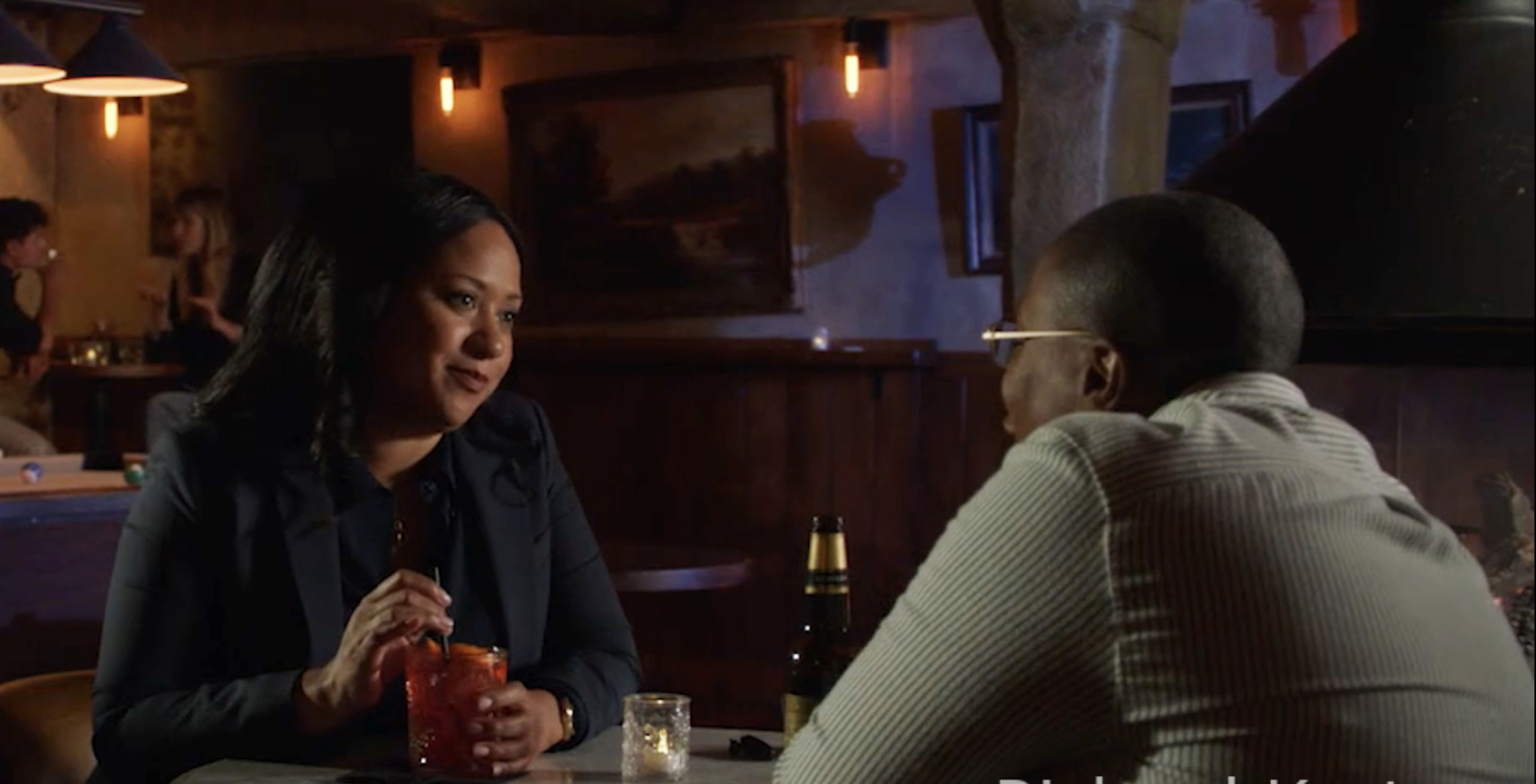 '9-1-1': Tracie Thoms on Hen & Karen's Flashbacks and Being in Middle ...