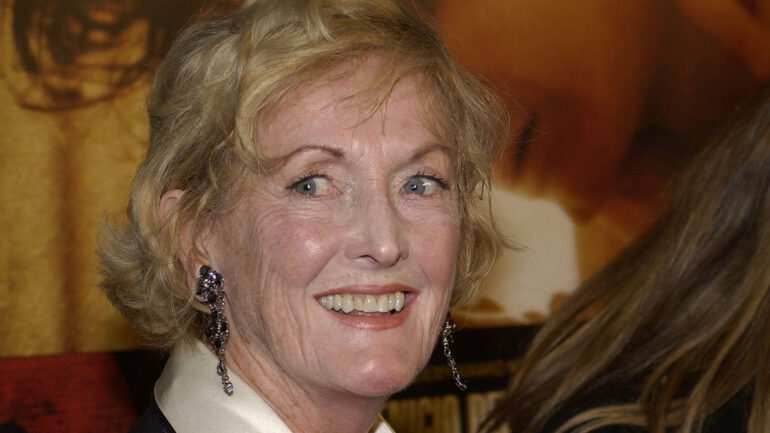 Eileen Ryan Dies: Stars Pay Tribute to Veteran Actress, Mother of Sean ...