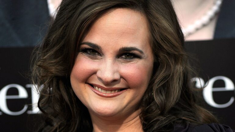 Julie Powell, Chef and Author Known for 'Julie & Julia' Memoir Dead at 49