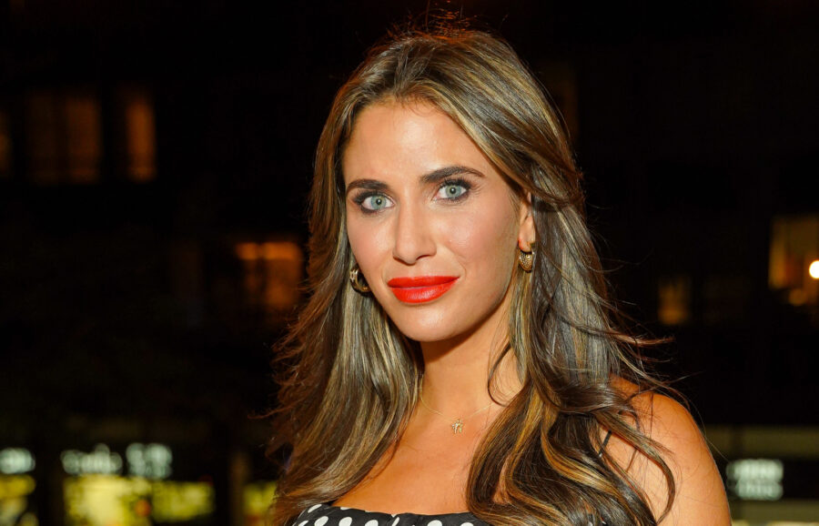 Lizzy Savetsky - Personality