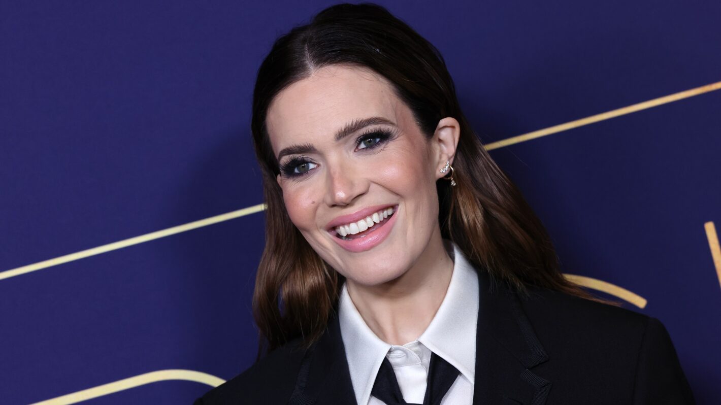 Mandy Moore to Headline & EP 'Twin Flames' Series at Hulu