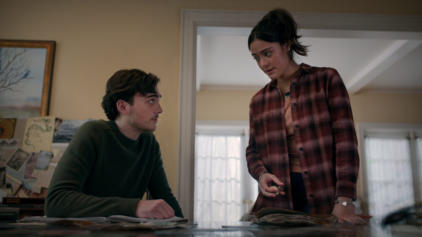 'Manifest' Boss on [Spoiler's] Fate: 'Dead Is a Loaded Word' on This Show