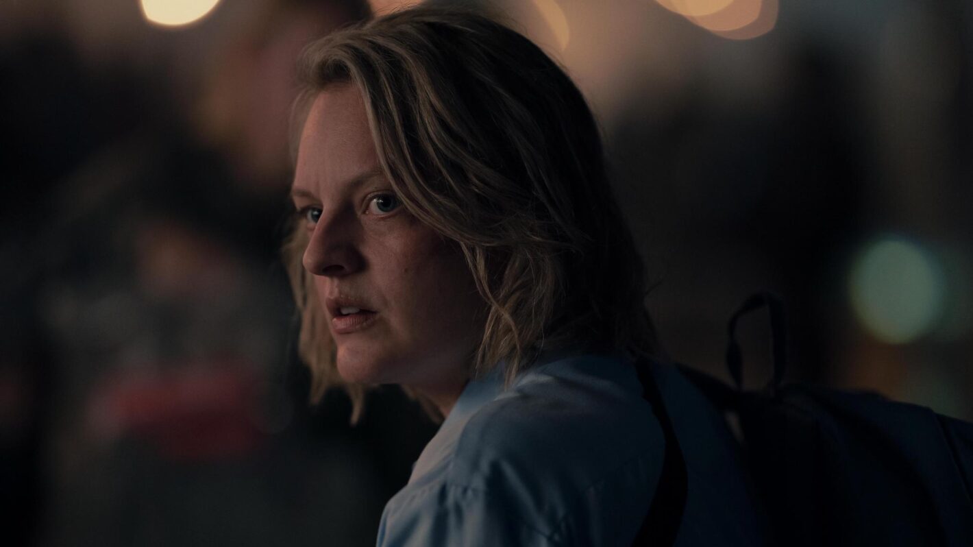 'The Handmaid's Tale' Boss Says June's Searching for Her Identity in ...