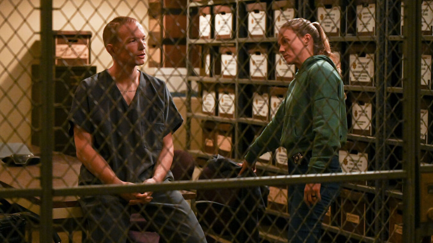 'Chicago P.D.': Jefferson White Returns as Sean Reaches Out to Upton ...