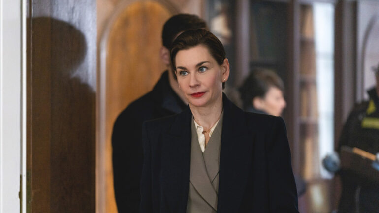 'FBI: International' Welcomes Back Christiane Paul as Europol Agent ...