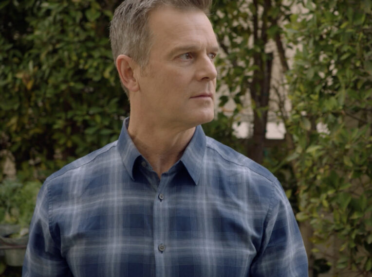 '9-1-1': Peter Krause on Telling Wendell's Story & Bobby 'In the Thick ...