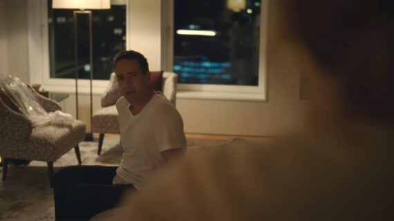 Succession Sarah Snook Breaks Down Shiv And Toms Status After Premiere