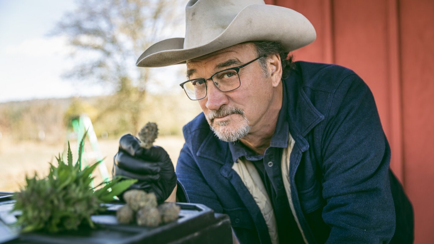 Jim Belushi on 'Growing Belushi' Season 3, Potential 'According to Jim ...