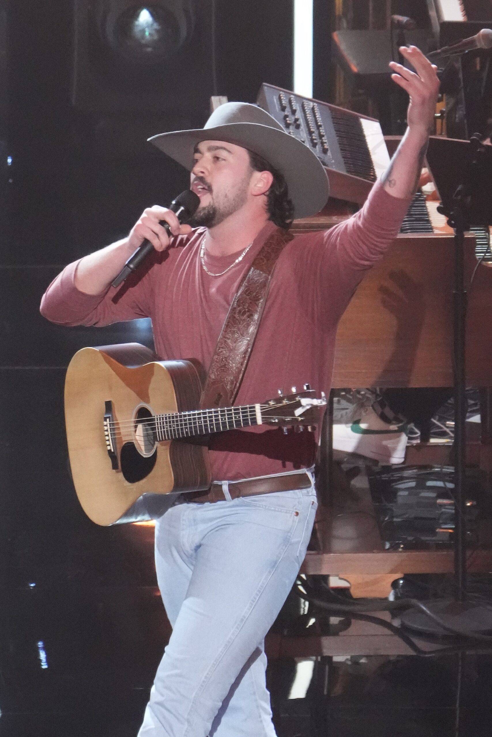 'American Idol': Shock Exits for Fan Favorites, Plus a Surprise Twist ...