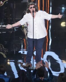 'American Idol': Shock Exits for Fan Favorites, Plus a Surprise Twist ...