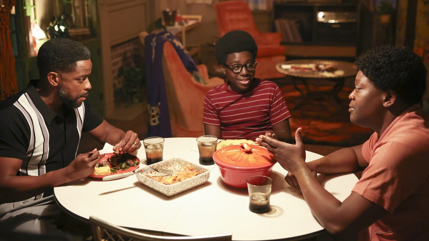 'The Wonder Years' Star Dulé Hill Previews Bill & Dean's Trip to New ...