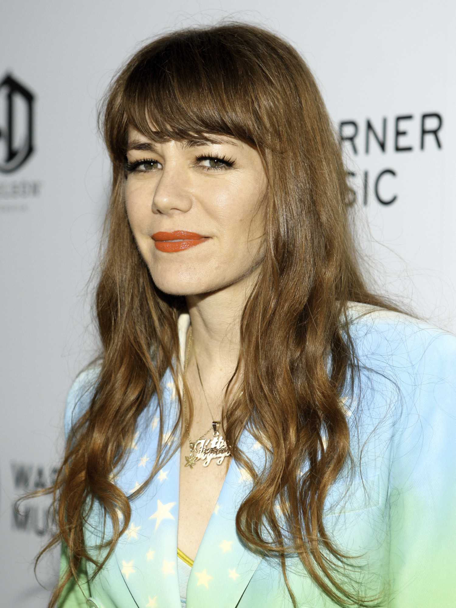 Jenny Lewis - Singer, Songwriter, Actress