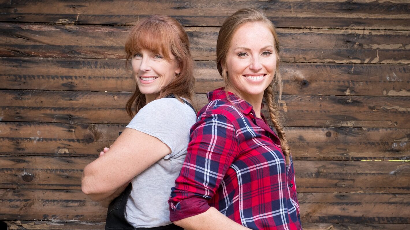 Mina Starsiak Hawk Talks 'Good Bones' and What She Doesn't Miss About ...