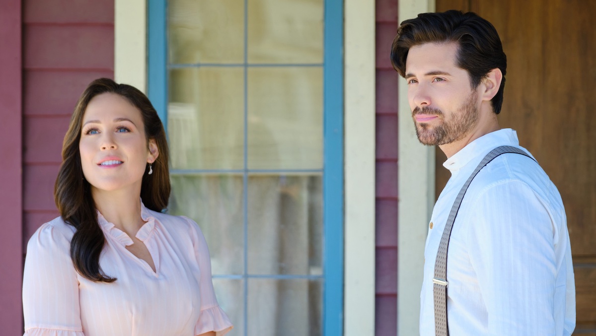 'When Calls The Heart': Erin Krakow Talks Season 10 Finale & Confirms ...