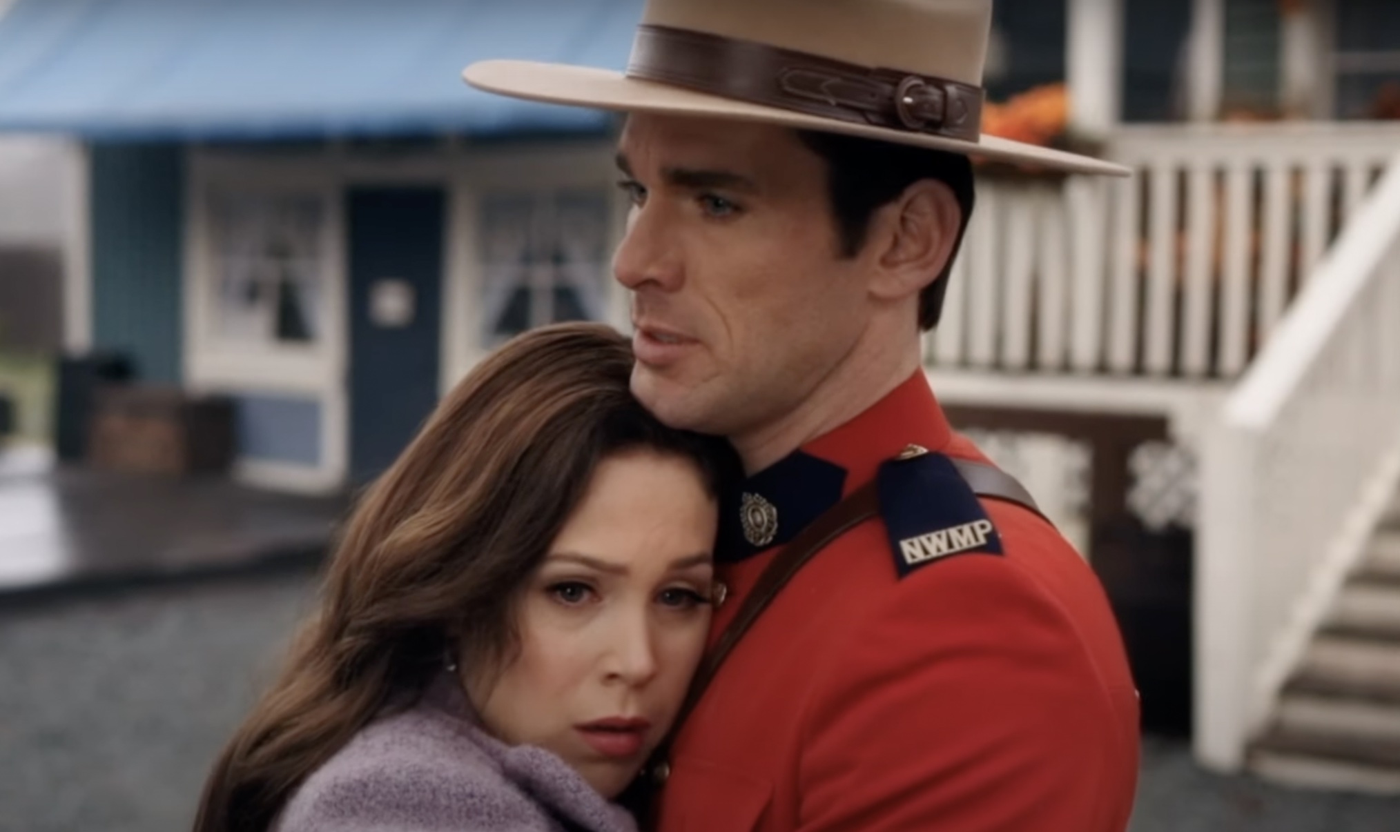 'When Calls The Heart': Erin Krakow Talks Season 10 Finale & Confirms ...